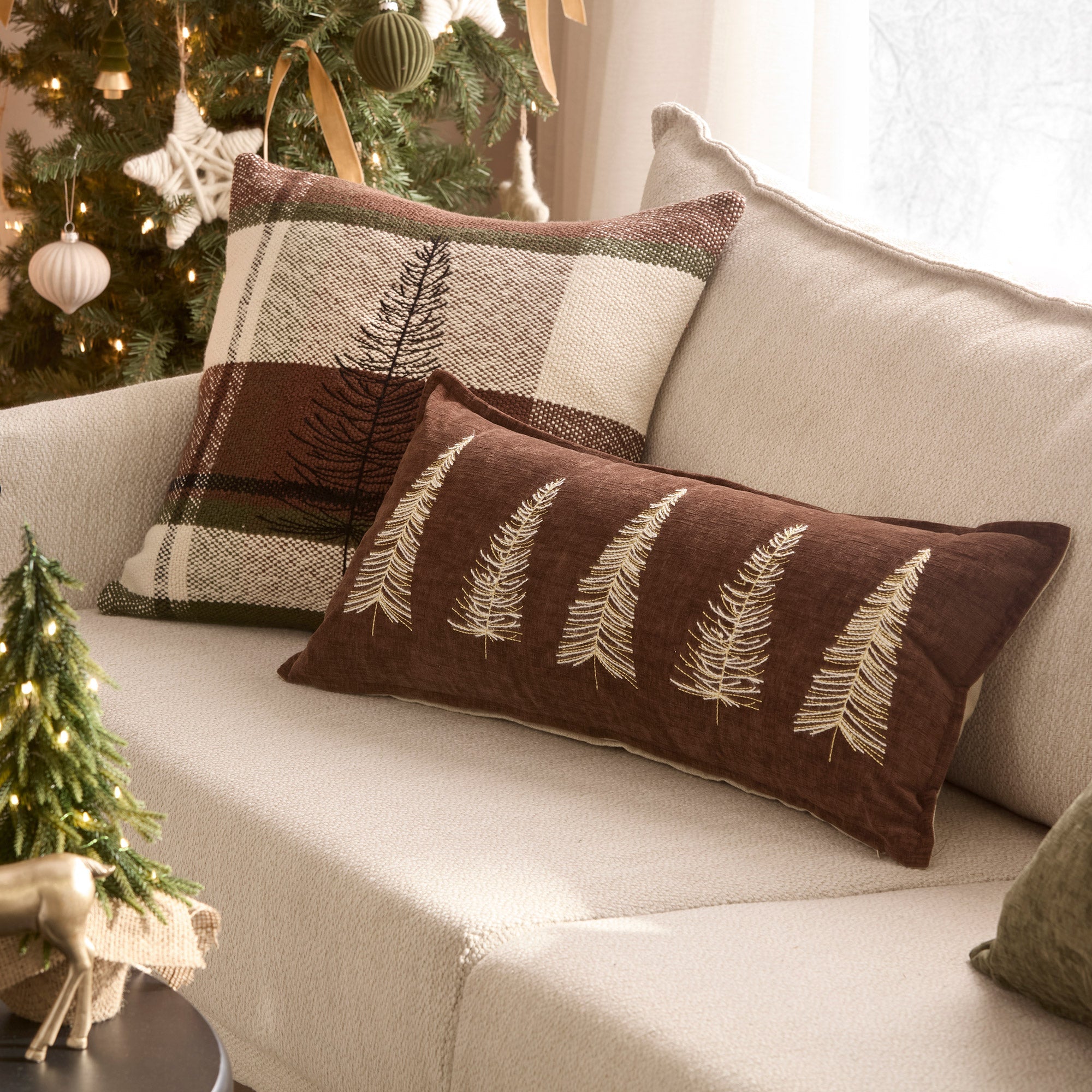 Christmas Throw Pillows – Bouclair