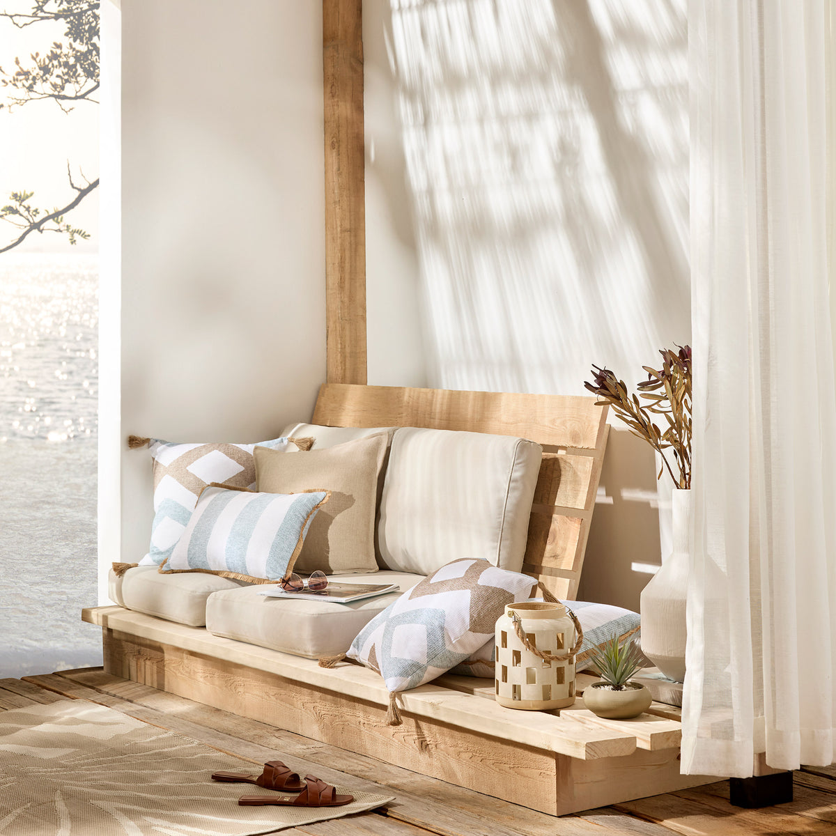 Bouclair | Modern Furniture & Stylish Home Decor